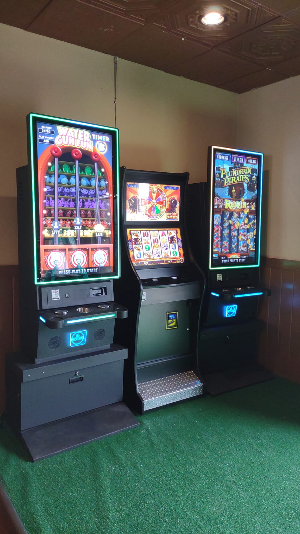 Rally House Sports Bar is a Bar and Grill in Chippewa Falls, WI 54729